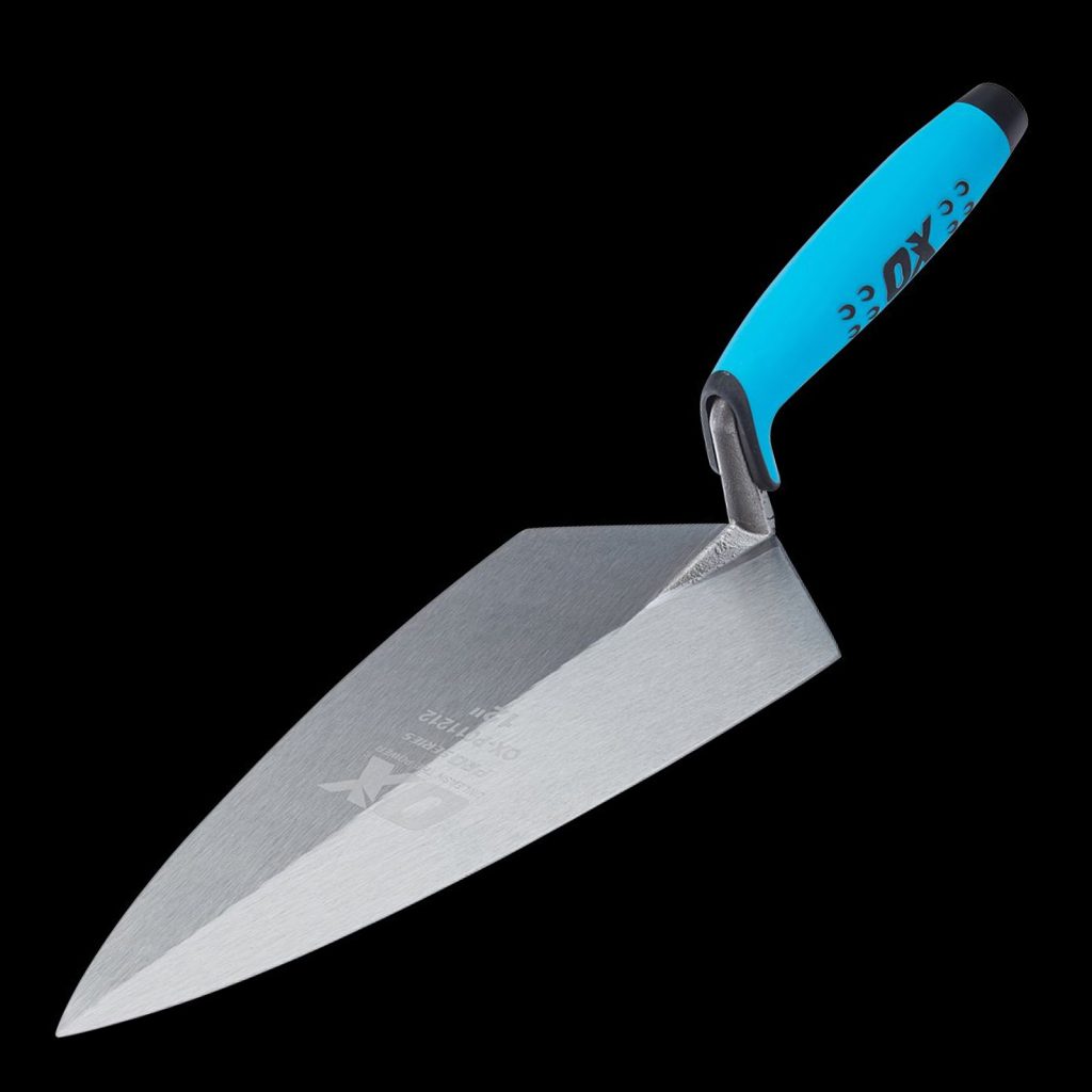OX Tools Trade Bucket Trowel - Wooden Handle 7' - 180mm - Essex Board ...